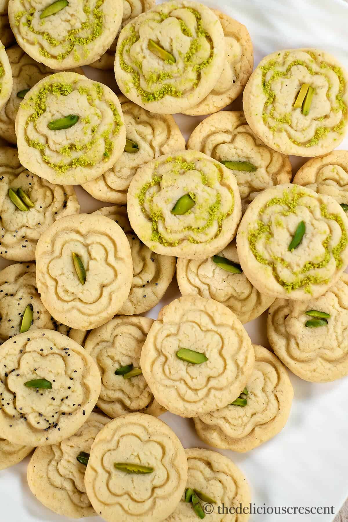 Persian Rice Cookies - The Delicious Crescent