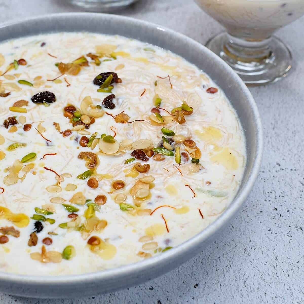Sheer Khurma (Date-Sweetened Seviyan) - The Delicious Crescent